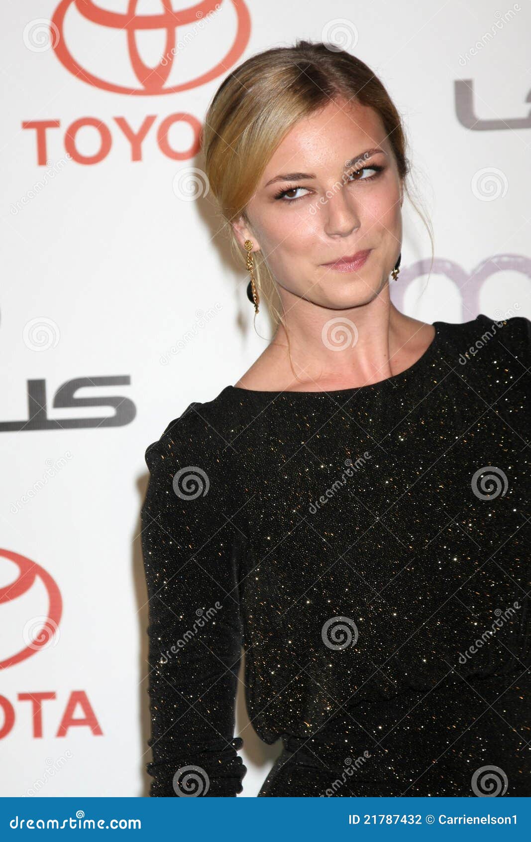 Emily Vancamp, Emily Van Camp Editorial Photography - Image of studio ...