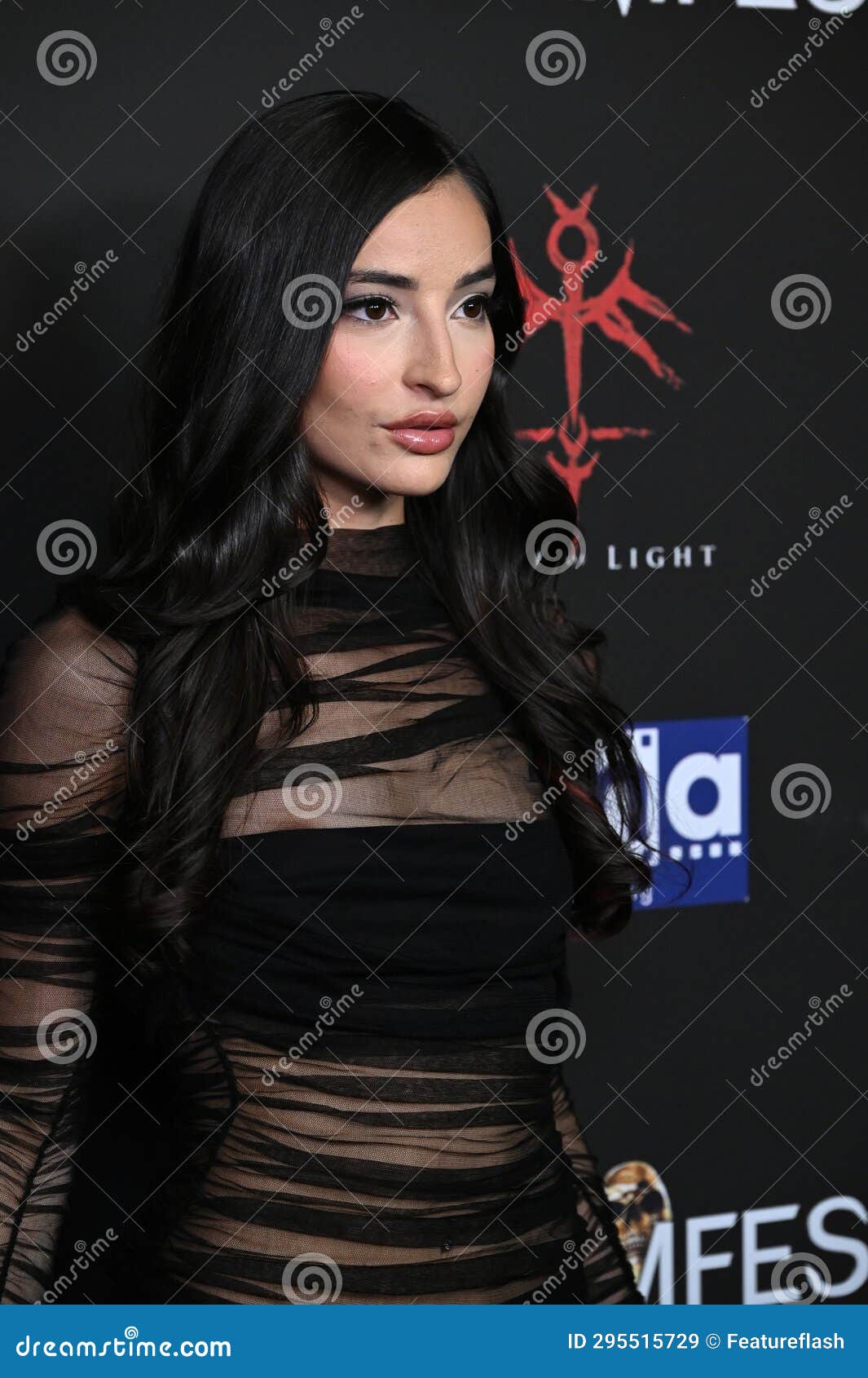 Emily Willis editorial stock image. Image of premiere - 295515729