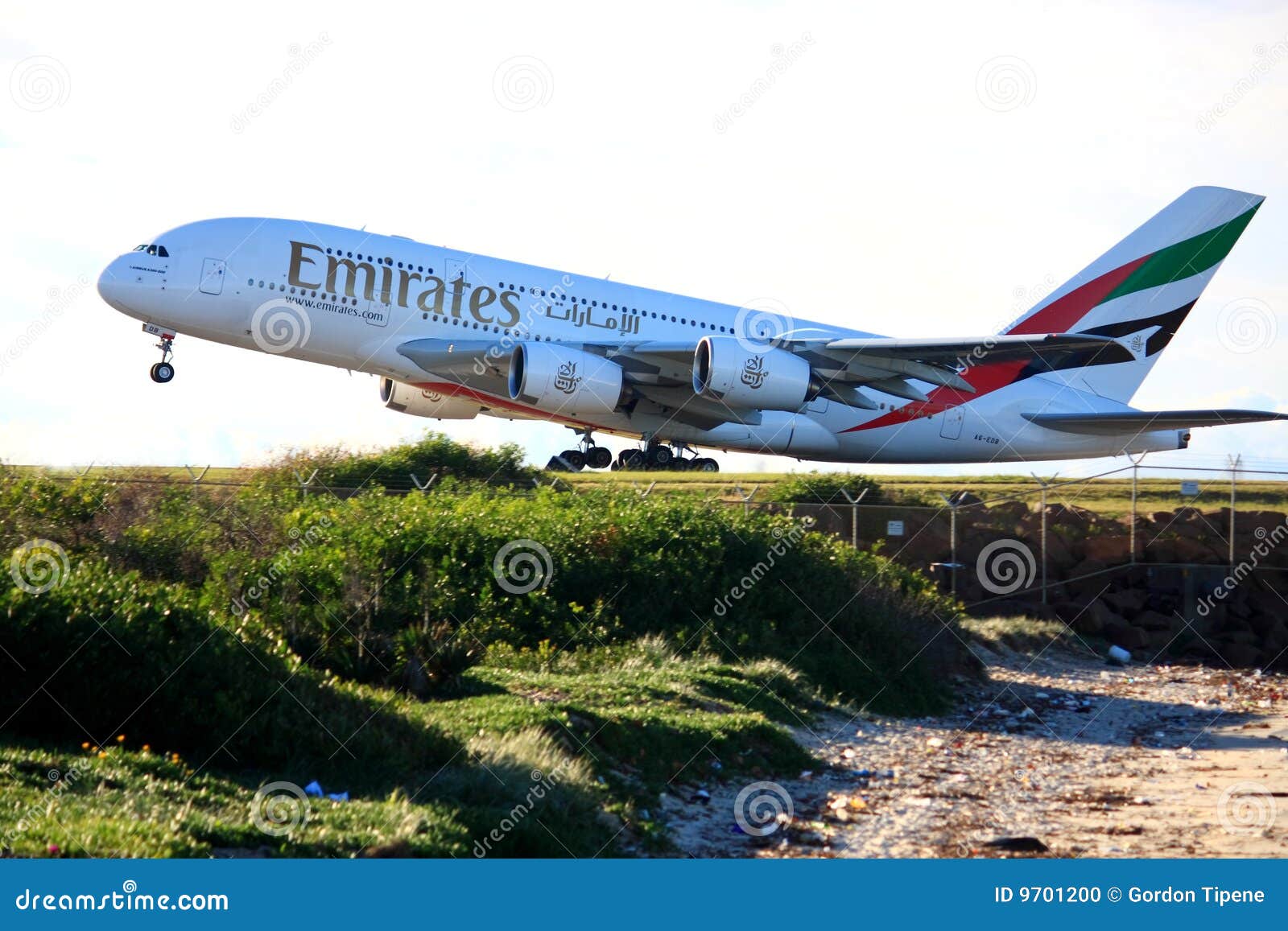 Emirates Airbus A380 Takes Off. Editorial Image - Image of global ...