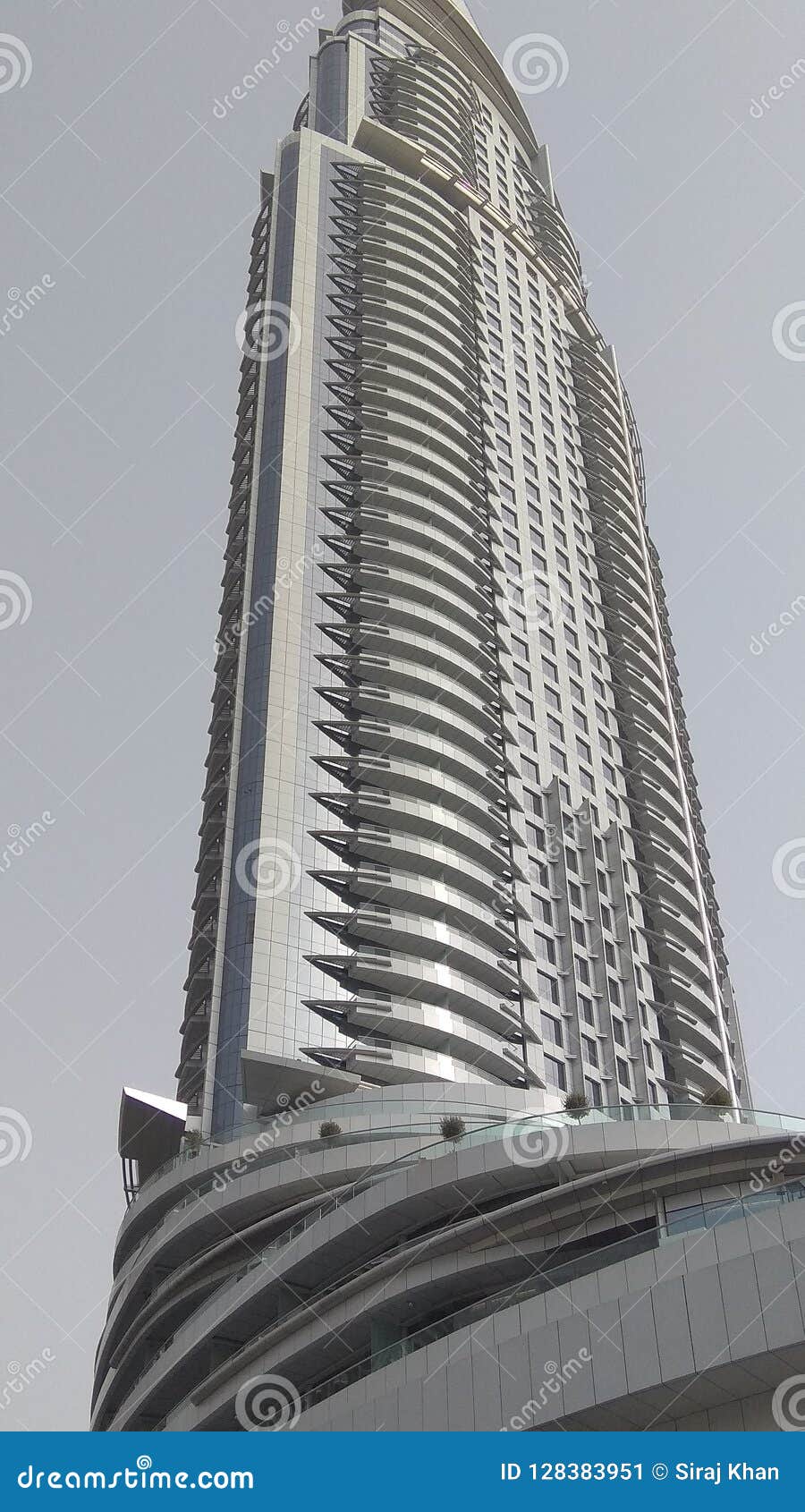 Emirates Building stock image. Image of khalifa, dubaimall - 128383951