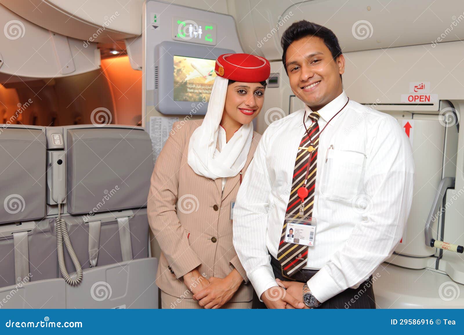 Emirates crew members editorial photo. Image of friendly - 29586916