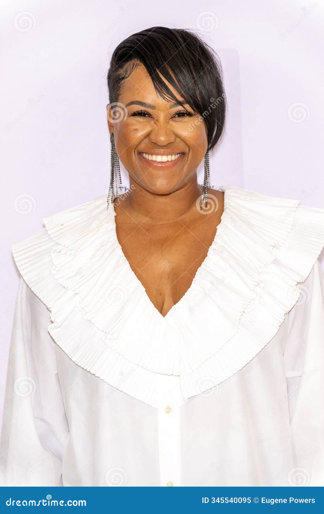 Emmy-Winning Producer Makita Bond Editorial Image - Image of hall ... Emmy-Winning Producer Makita Bond Editorial Image - Image of hall ...