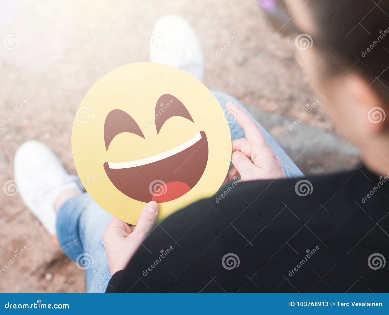 Emoticon Felice Di Risata Disponibile Immagine Stock - Immagine di ...