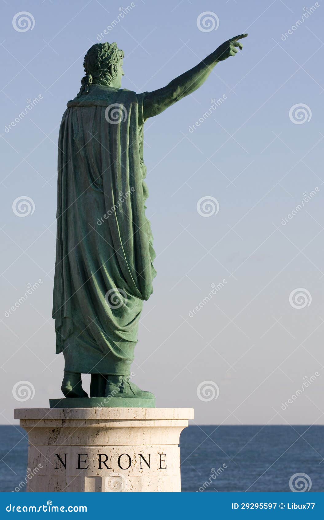 Emperor Nerone Statue Leader Stock Image - Image of ancient, pose: 29295597