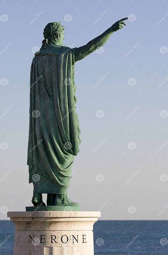 Emperor Nerone Statue Leader Stock Image - Image of ancient, pose: 29295597