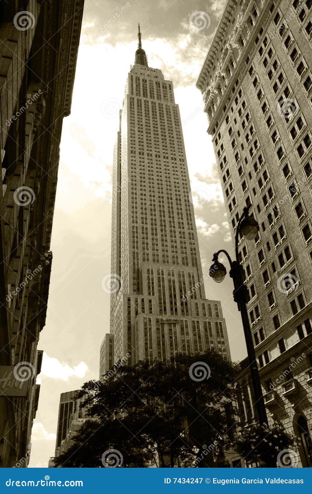 Empire State building editorial photography. Image of landmark - 7434247