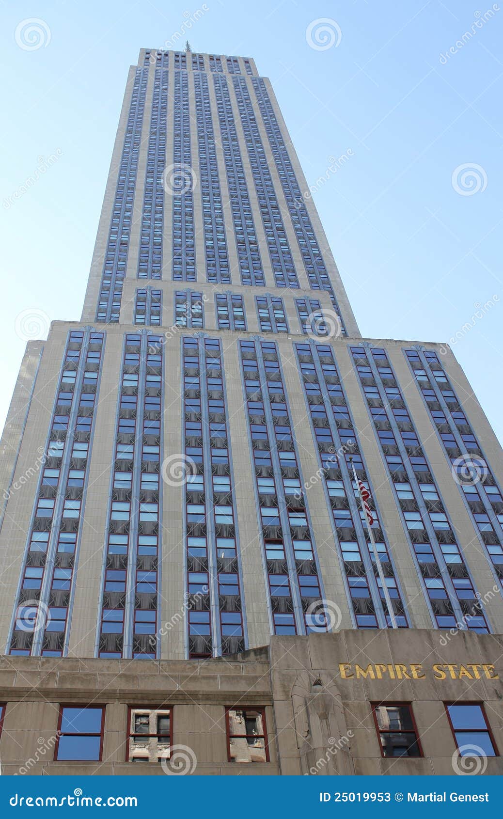 Empire State Building Front Editorial Stock Photo - Image of manhattan ...