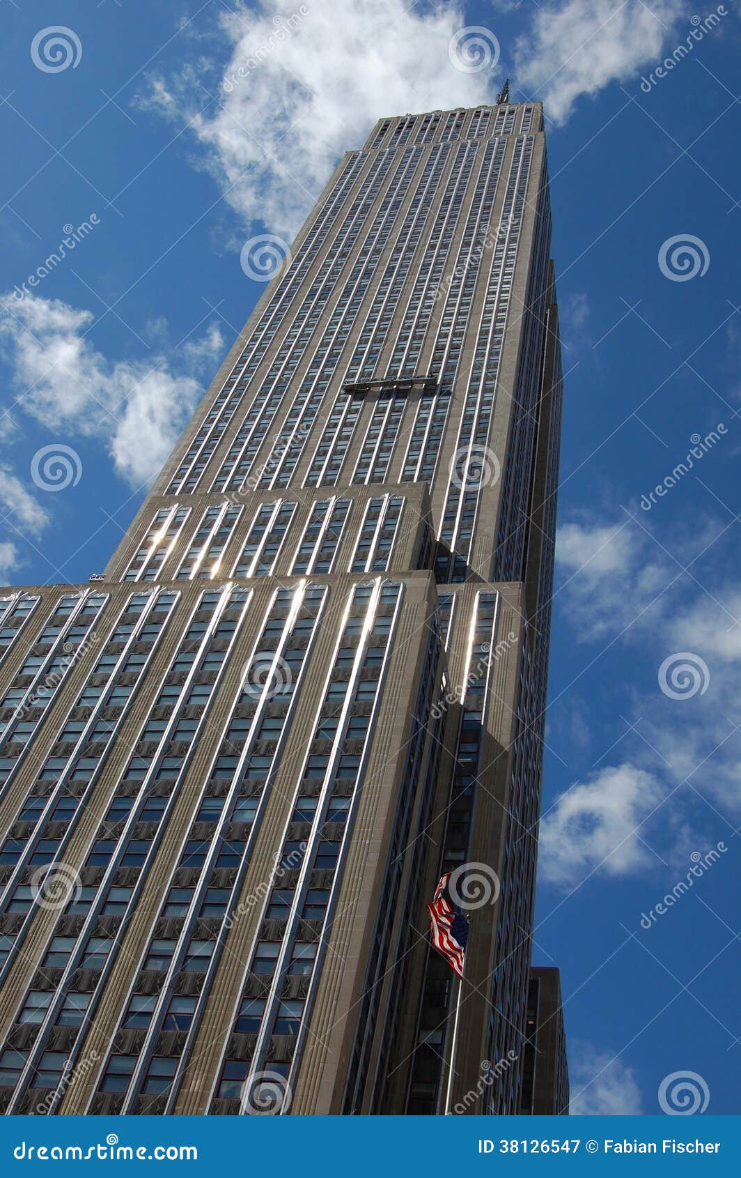 Empire State Buliding editorial photography. Image of bridge - 38126547