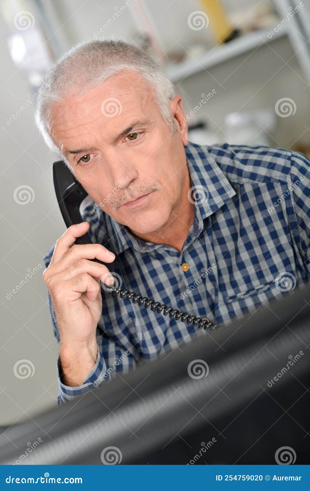 Employee on phone stock photo. Image of screen, forty - 254759020