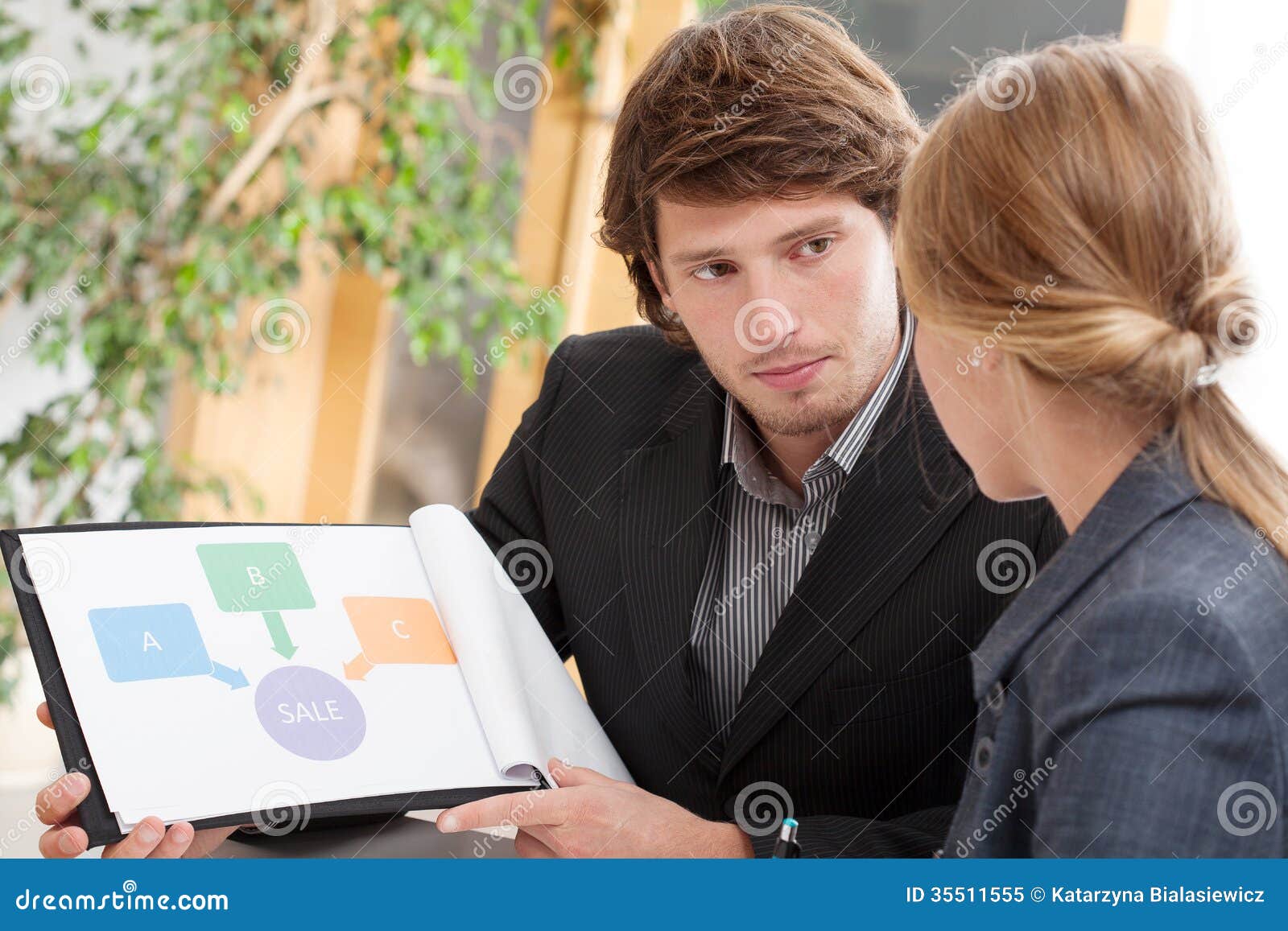Employee Presenting His Idea To the Boss Stock Image - Image of ...