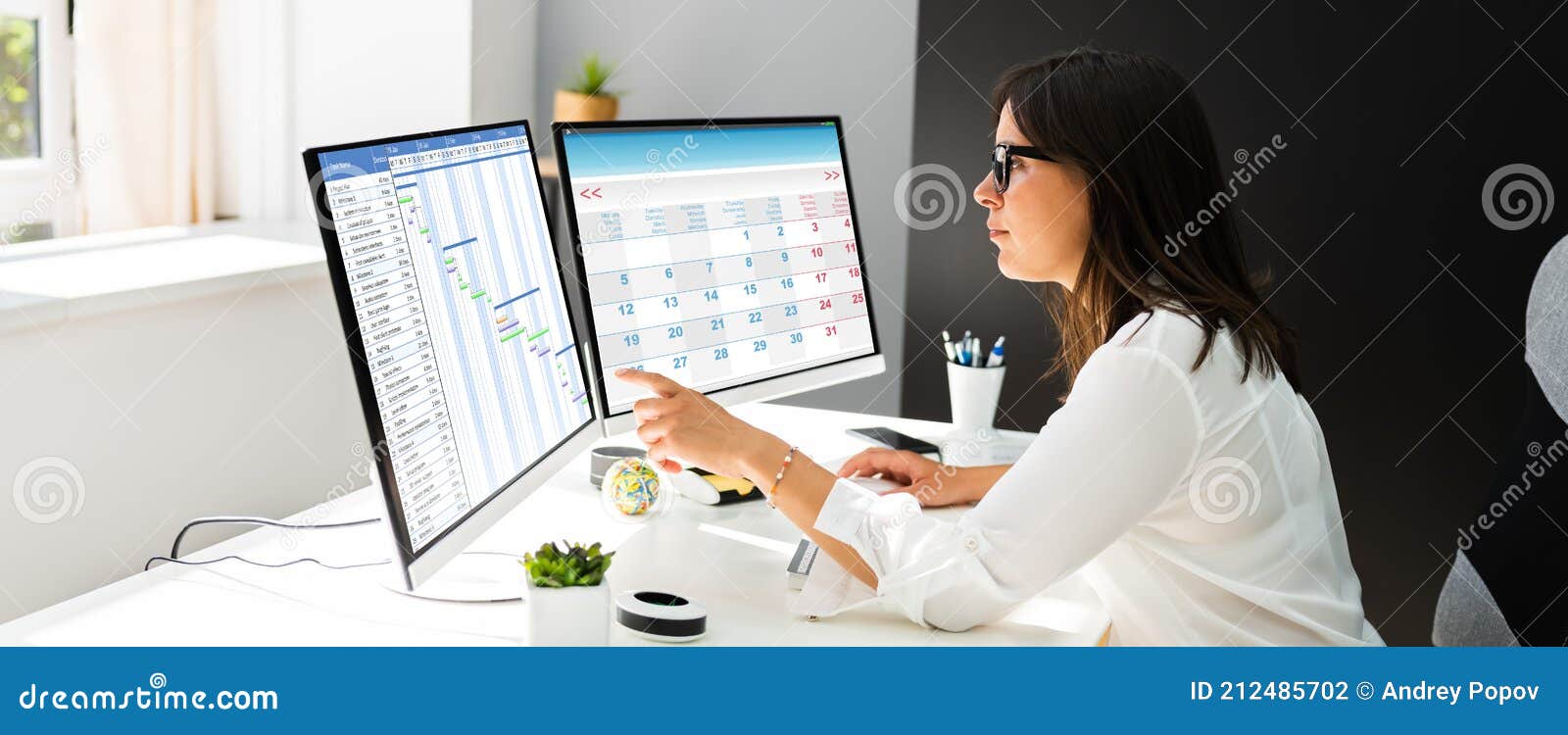 Employee Working on Calendar Schedule Stock Photo - Image of arrange ...