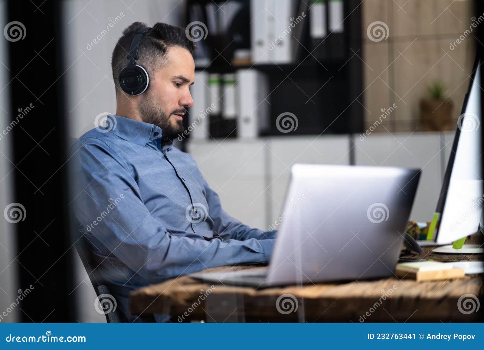 Employee Working on Desktop Computer Stock Image - Image of smartphone ...