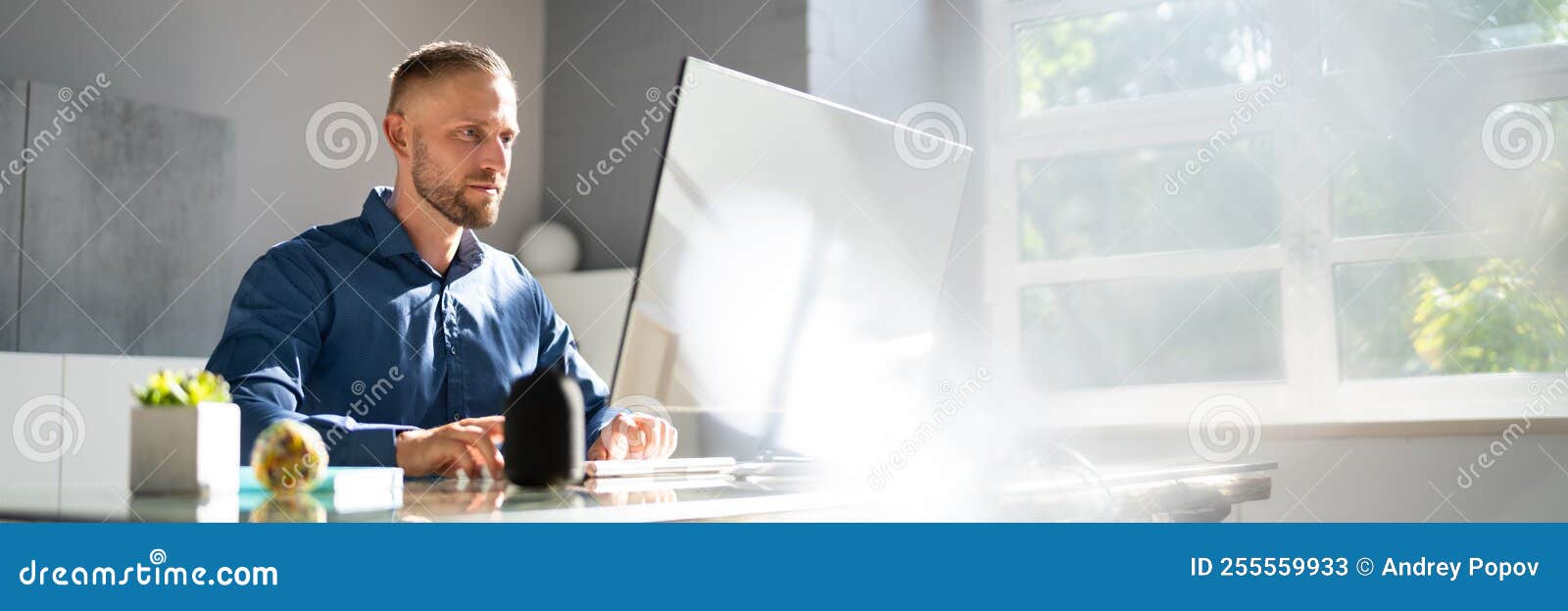 Employee Working on Desktop Computer Stock Image - Image of male, space ...