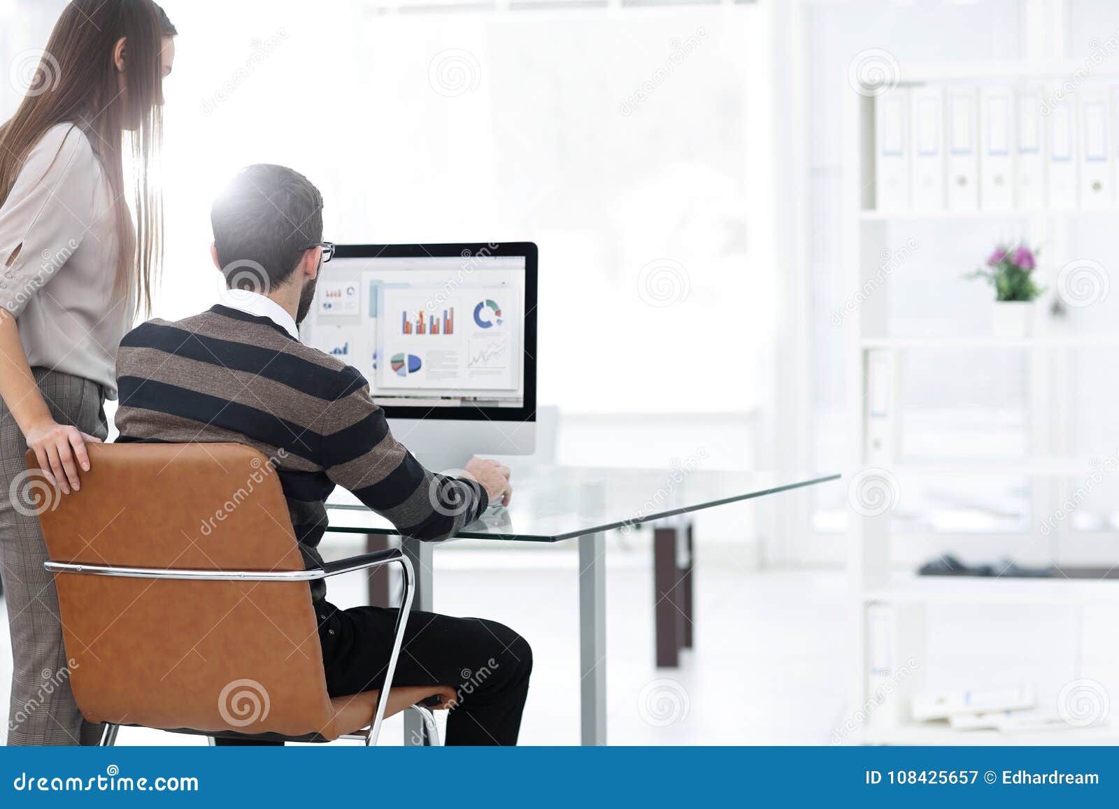 1,395 Digital Marketing Employees Stock Photos - Free & Royalty-Free ...