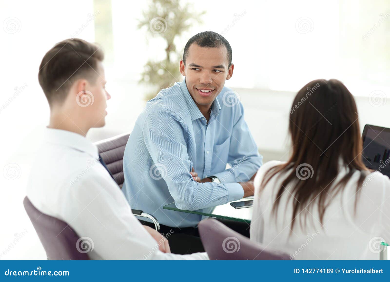 Employees Discussing New Ideas in the Workplace Stock Image - Image of ... Employees Discussing New Ideas in the Workplace Stock Image - Image of ...