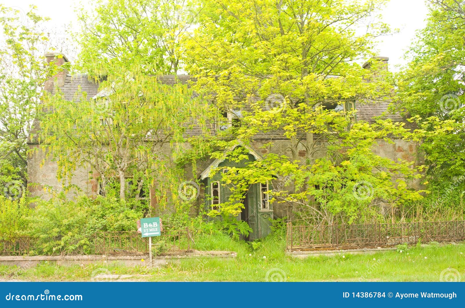 An Empty Abandoned Property. Stock Photo - Image of valuable, house ...