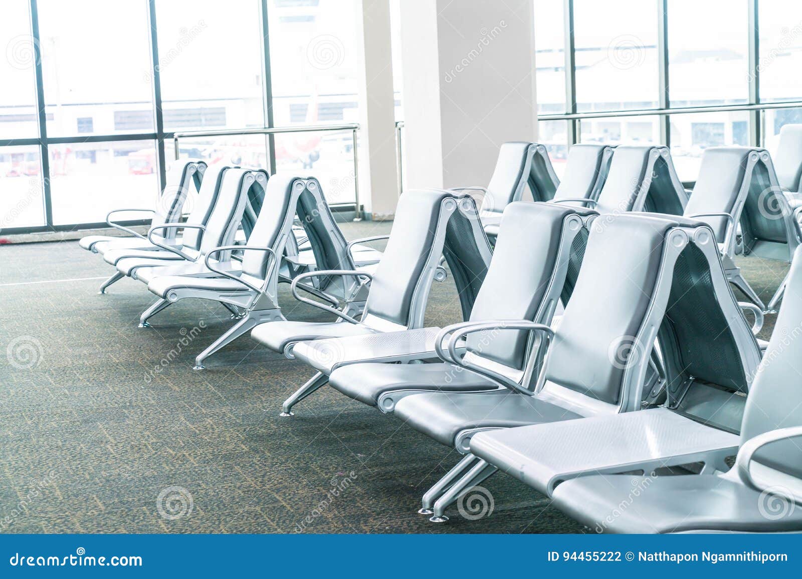 Empty Airport Terminal Waiting Area Stock Photo - Image of terminal ...