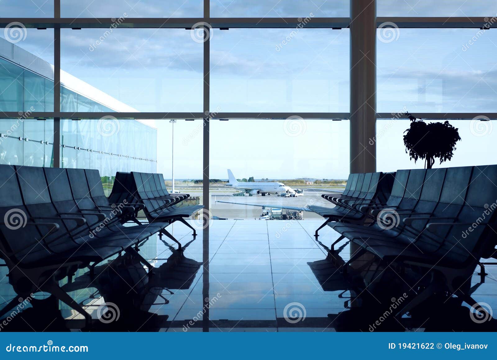 Empty airport waiting hall stock photo. Image of processed - 19421622