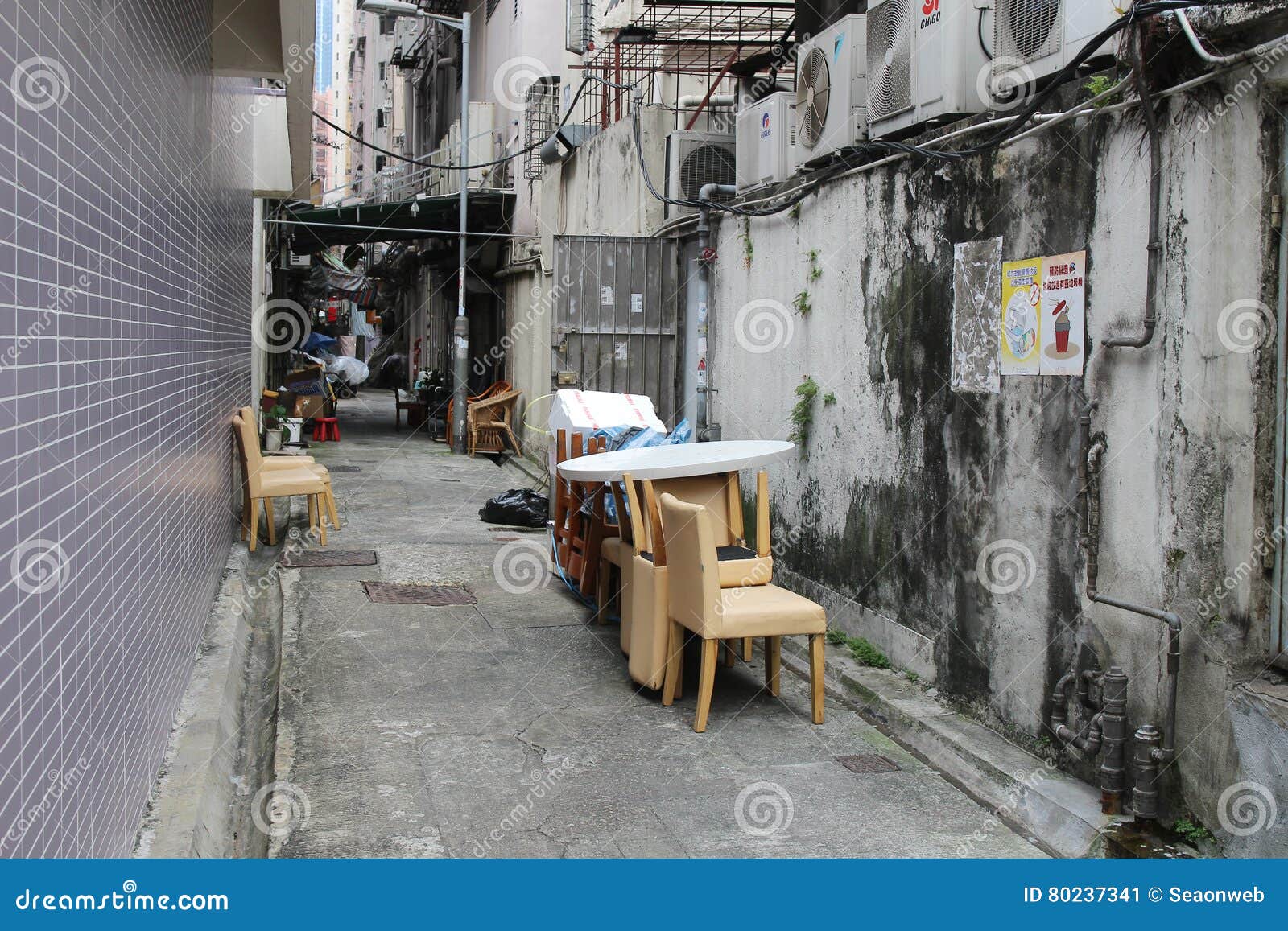Empty Back Street in Hong Kong Editorial Photo - Image of side ...
