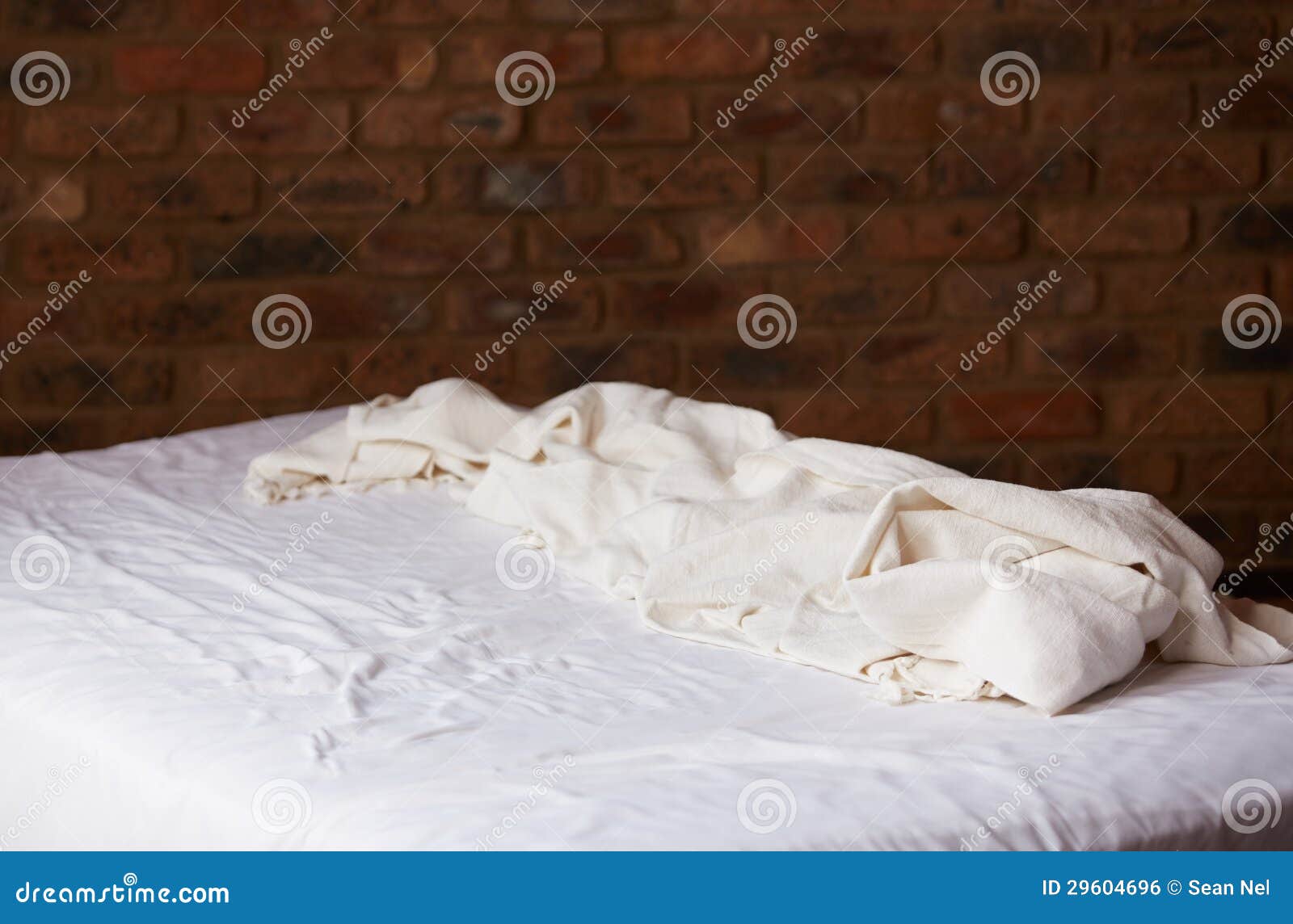 Empty Bed Stock Photo | CartoonDealer.com #29604696