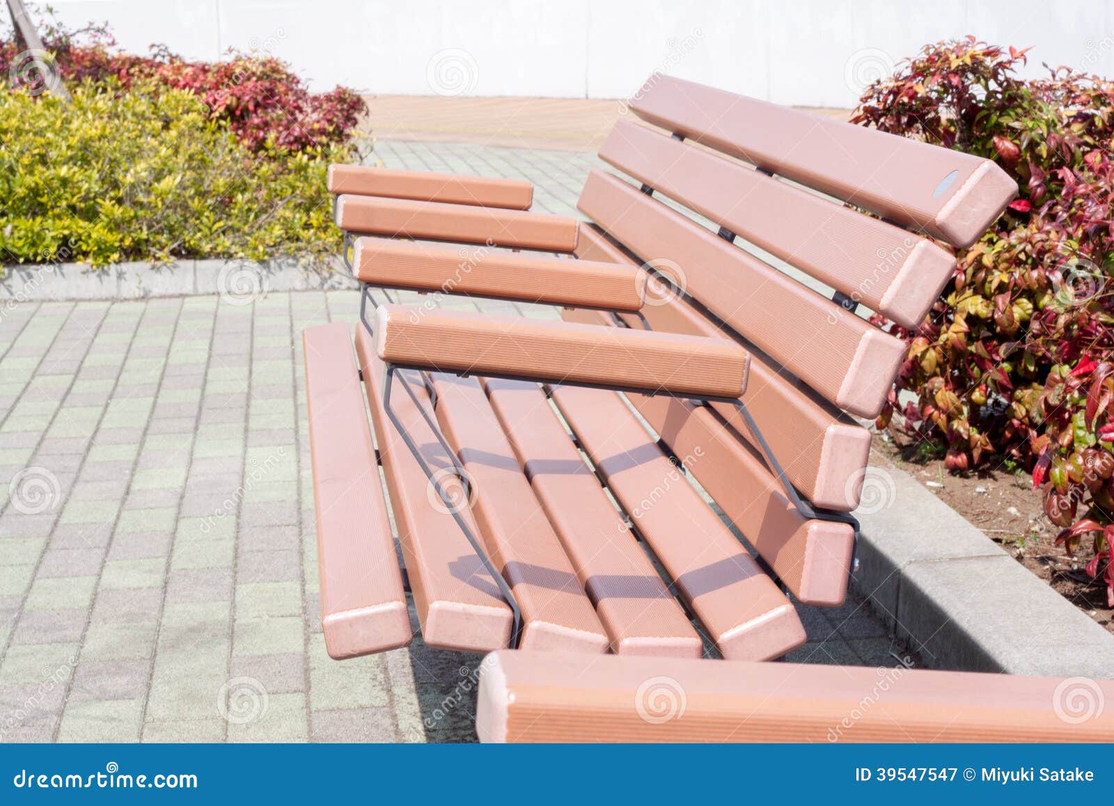 Empty Bench stock image. Image of tranquil, bright, green - 39547547