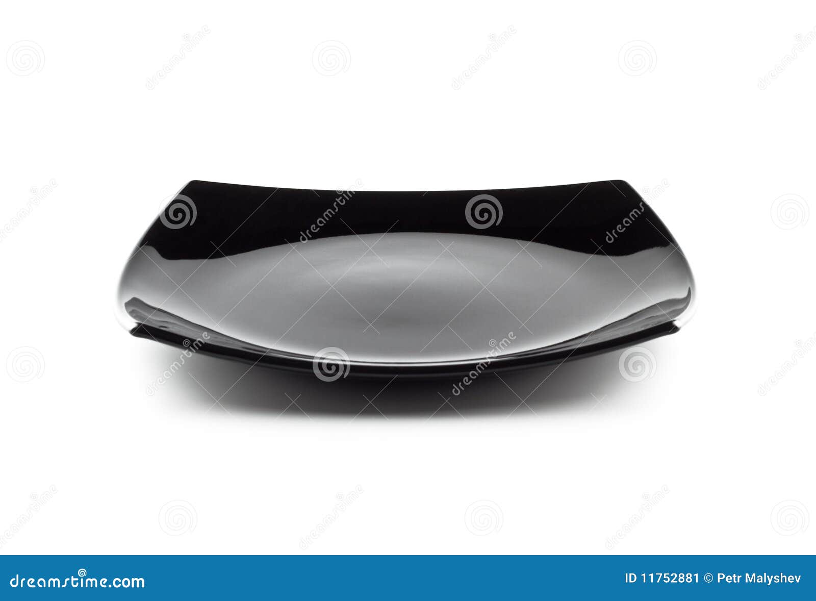 Black Dish Isolated On White Background. A Mockup Of Black Dishes On A ...