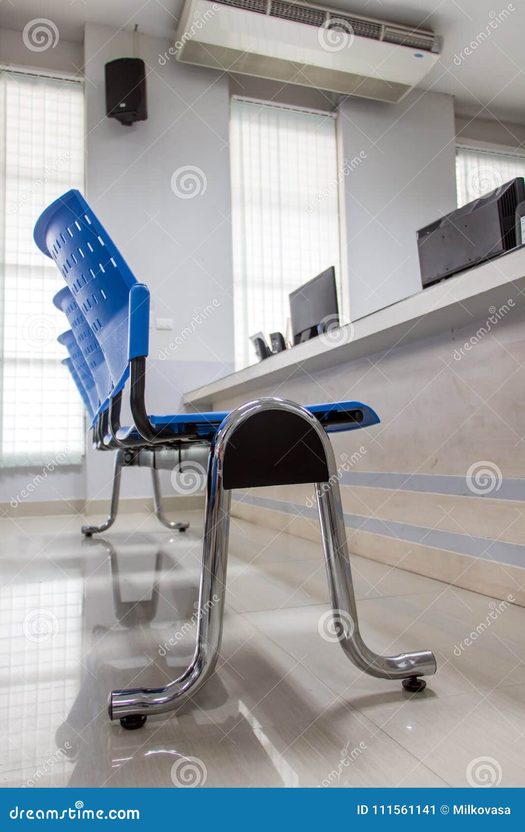 The Empty Chair before a Desk Stock Image - Image of blue, clean: 111561141