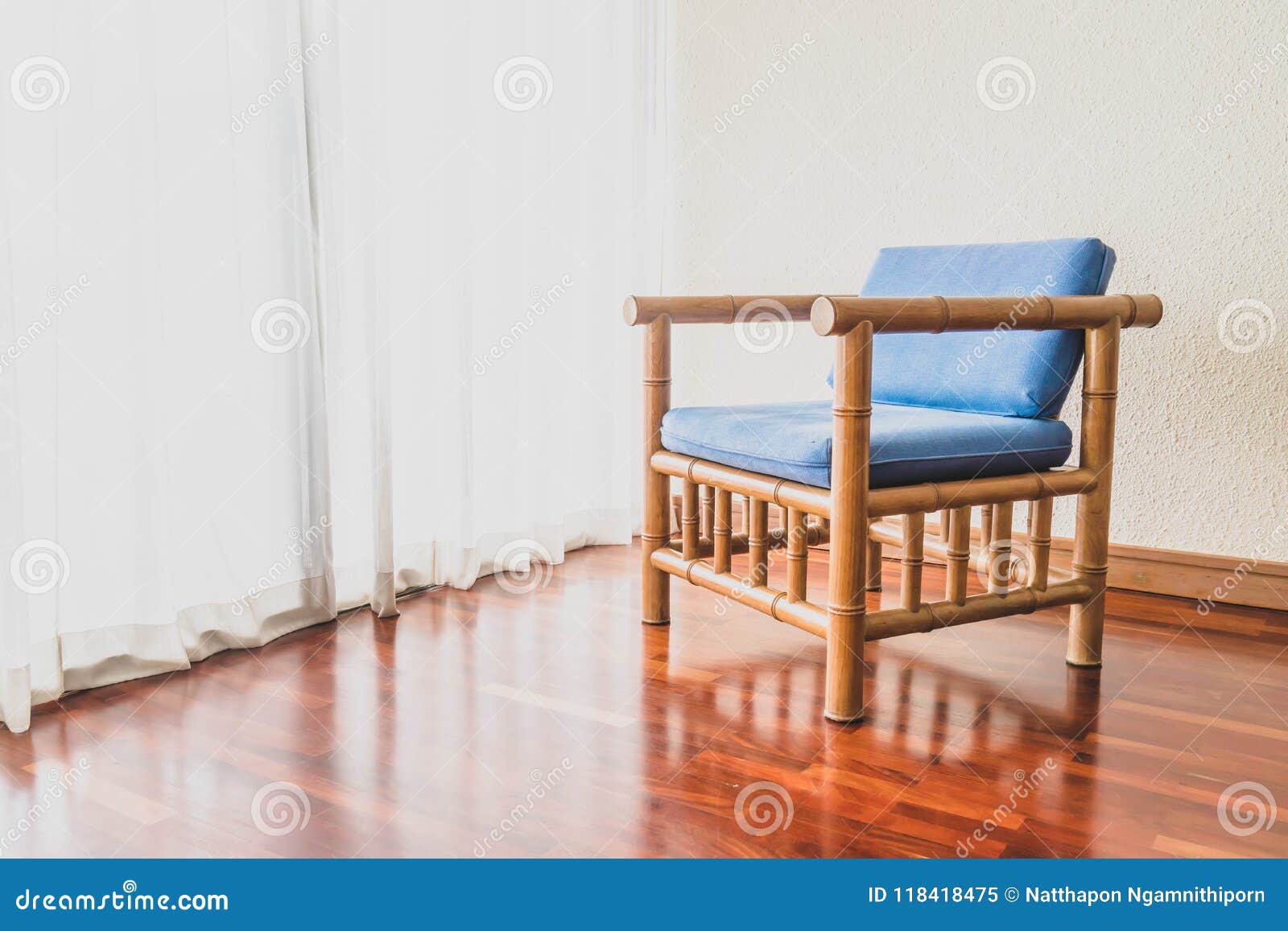 Empty chair in room stock image. Image of decor, white - 118418475