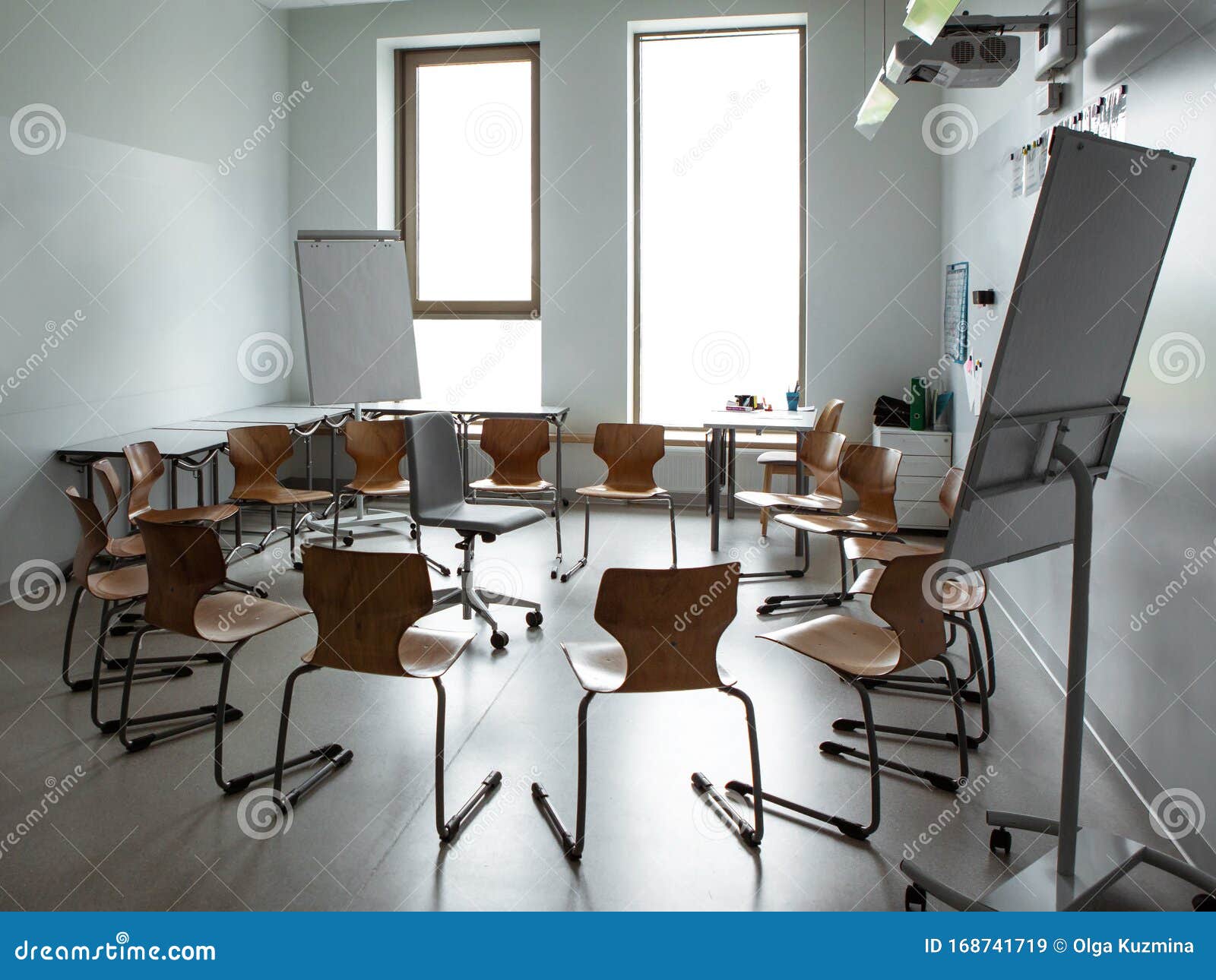 Classroom Round Tables Stock Photos - Free & Royalty-Free Stock Photos ...