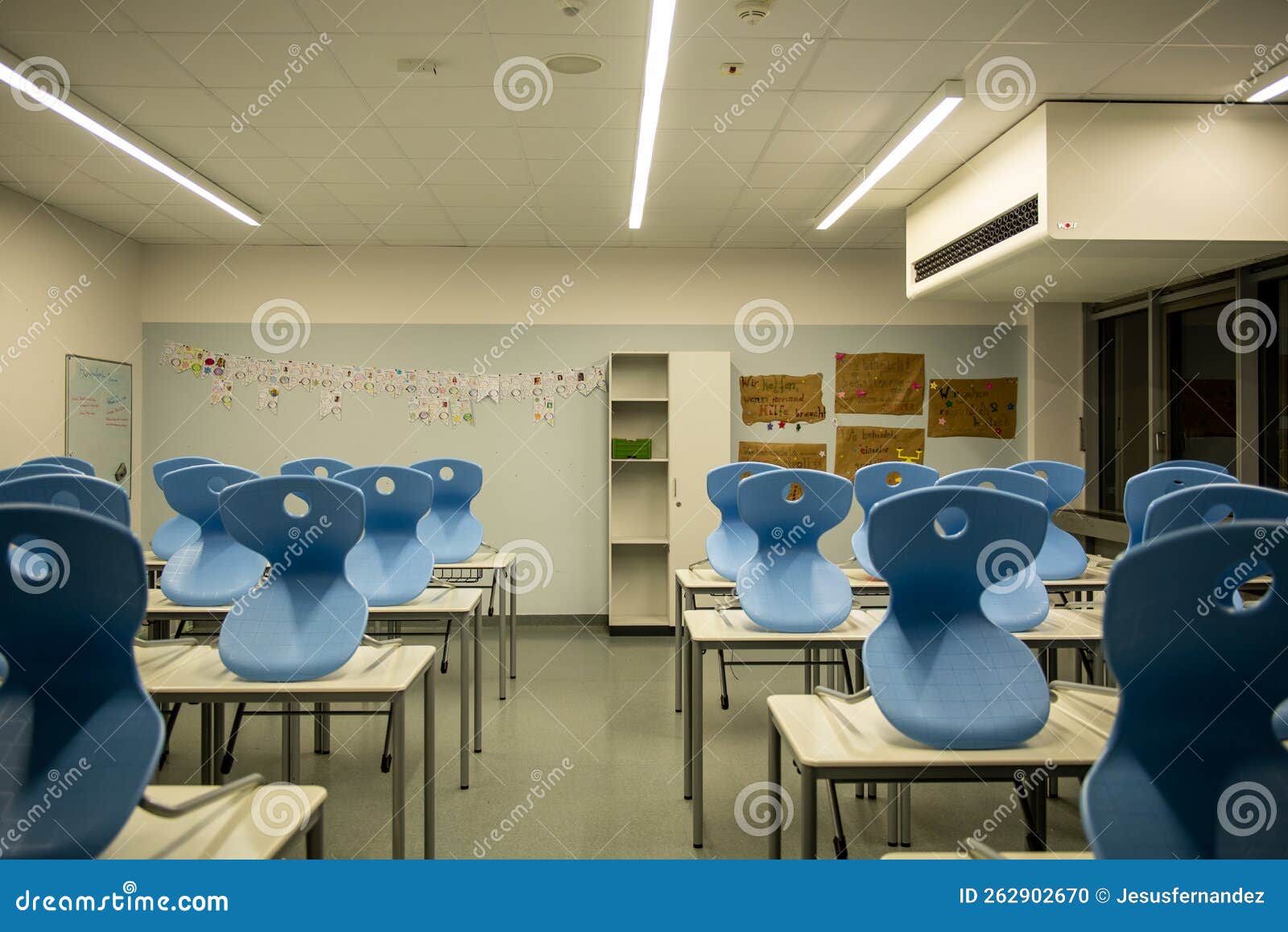 Empty classroom stock photo. Image of study, school - 262902670