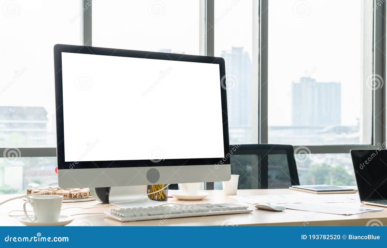 Empty Computer Monitor Screen for Design Mock Up Template Stock Photo - Image of modern, studio ...