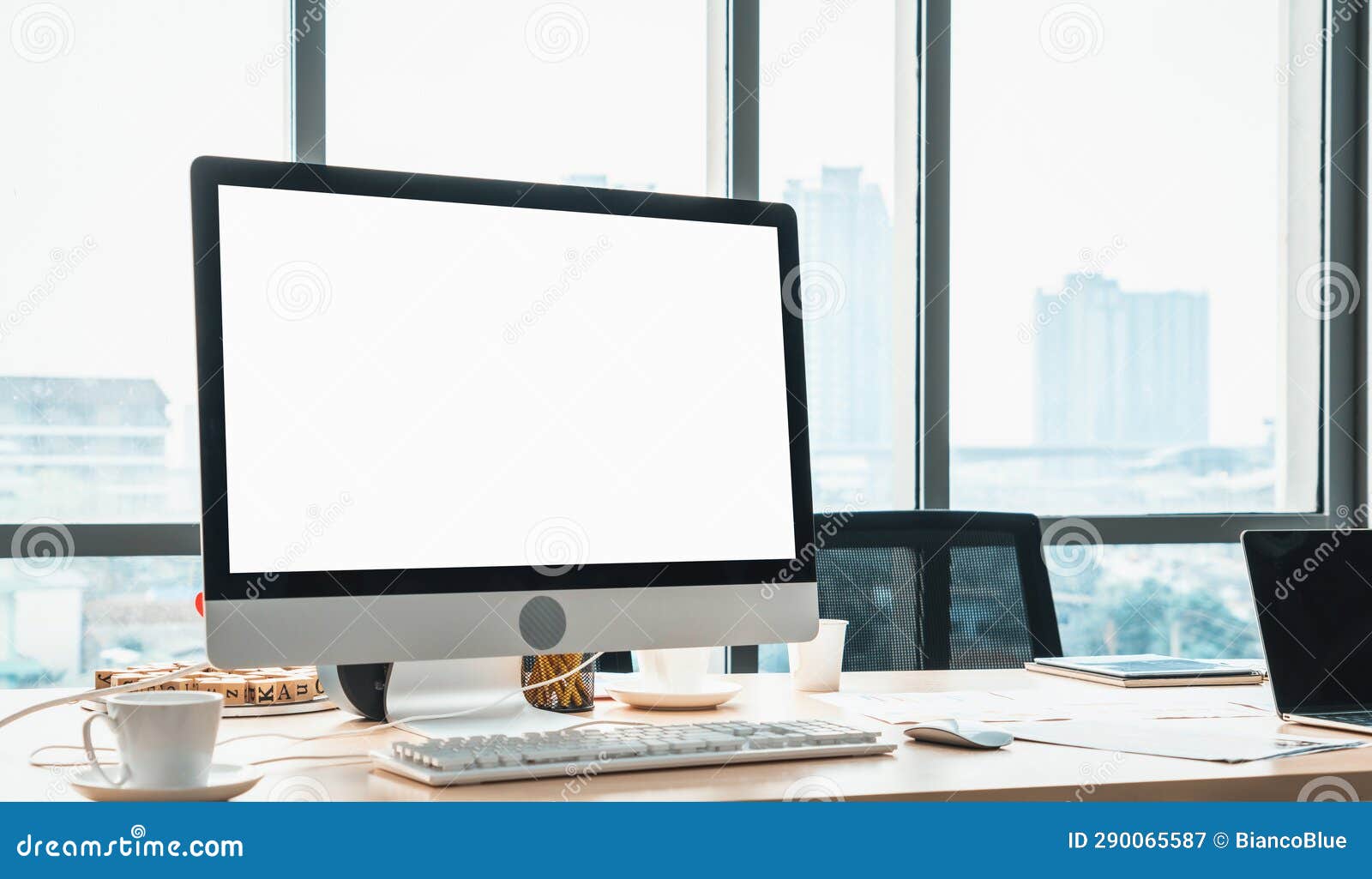 Empty Computer Monitor Screen for Design Mock Up Template Jivy Stock ...