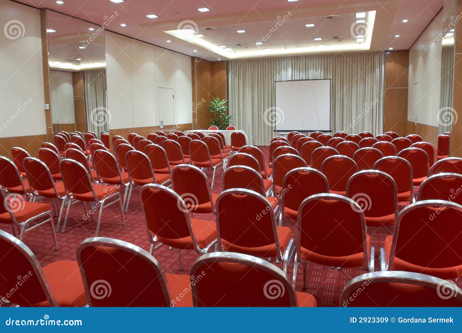 Empty conference room stock image. Image of class, education - 2923309