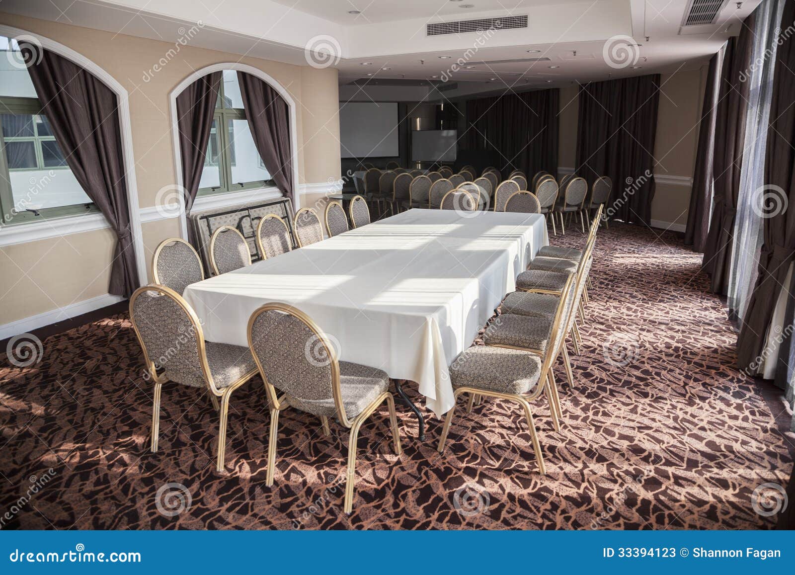 Empty Conference Room with Presentation Screen and Long Table. Stock ...