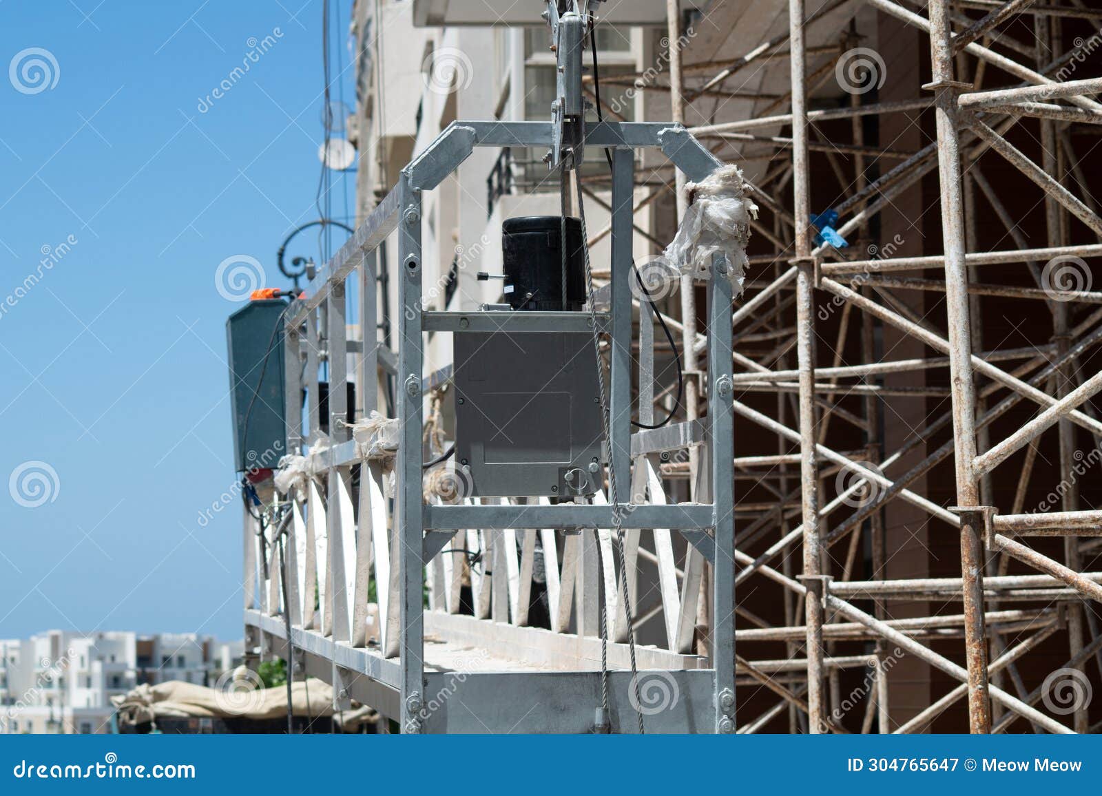 Empty Construction Cradle for Installation, Construction, Cleaning Work ...
