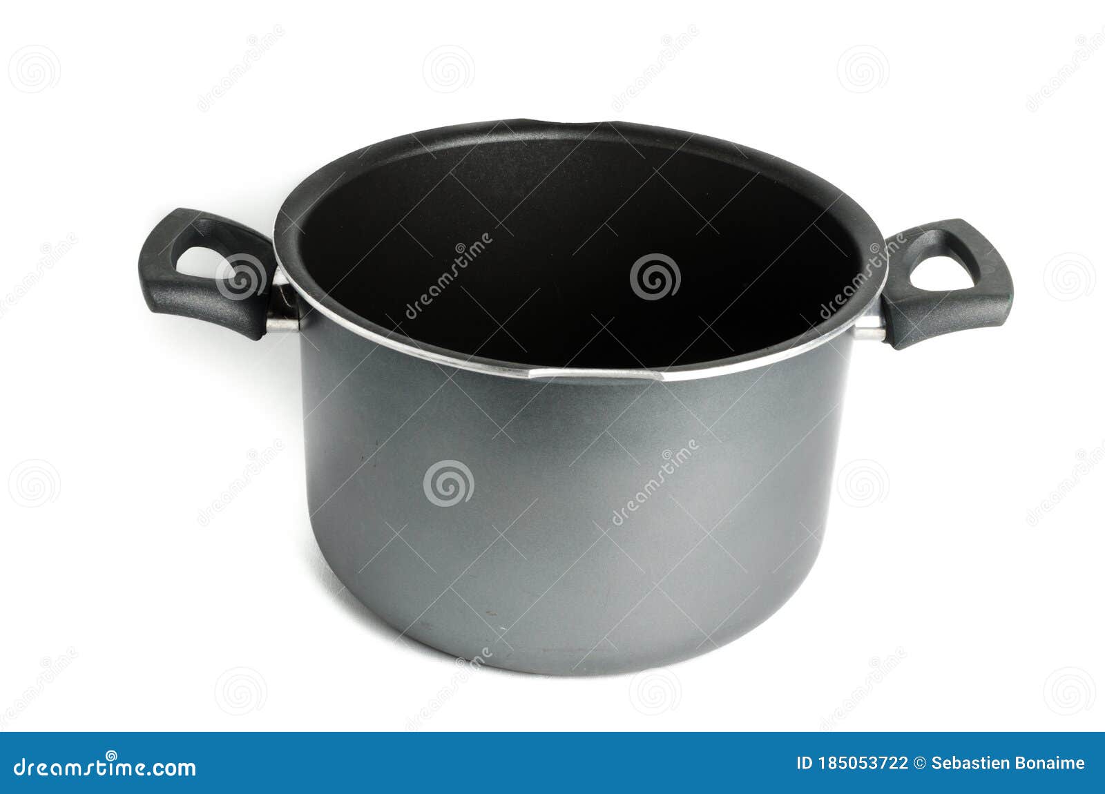 Empty cooking pot isolated stock photo. Image of cook - 185053722