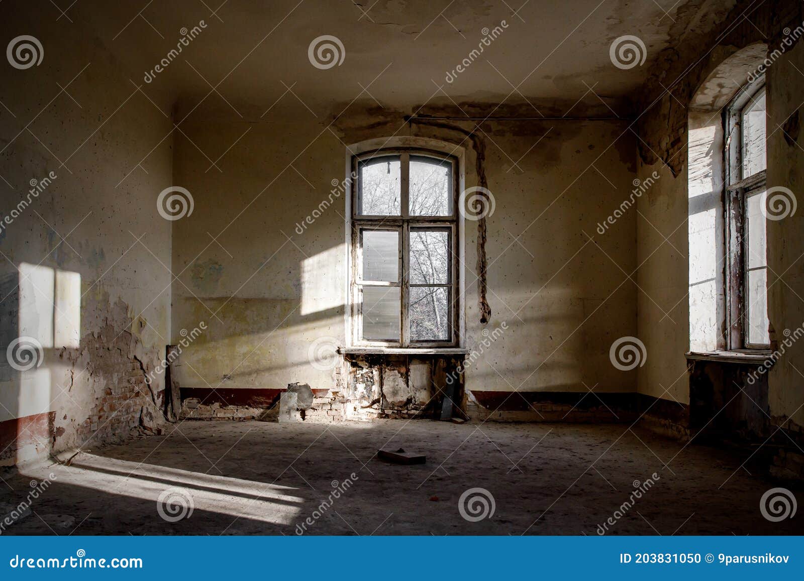 Empty Destroyed Room in an Old Palace Stock Photo - Image of floor ...