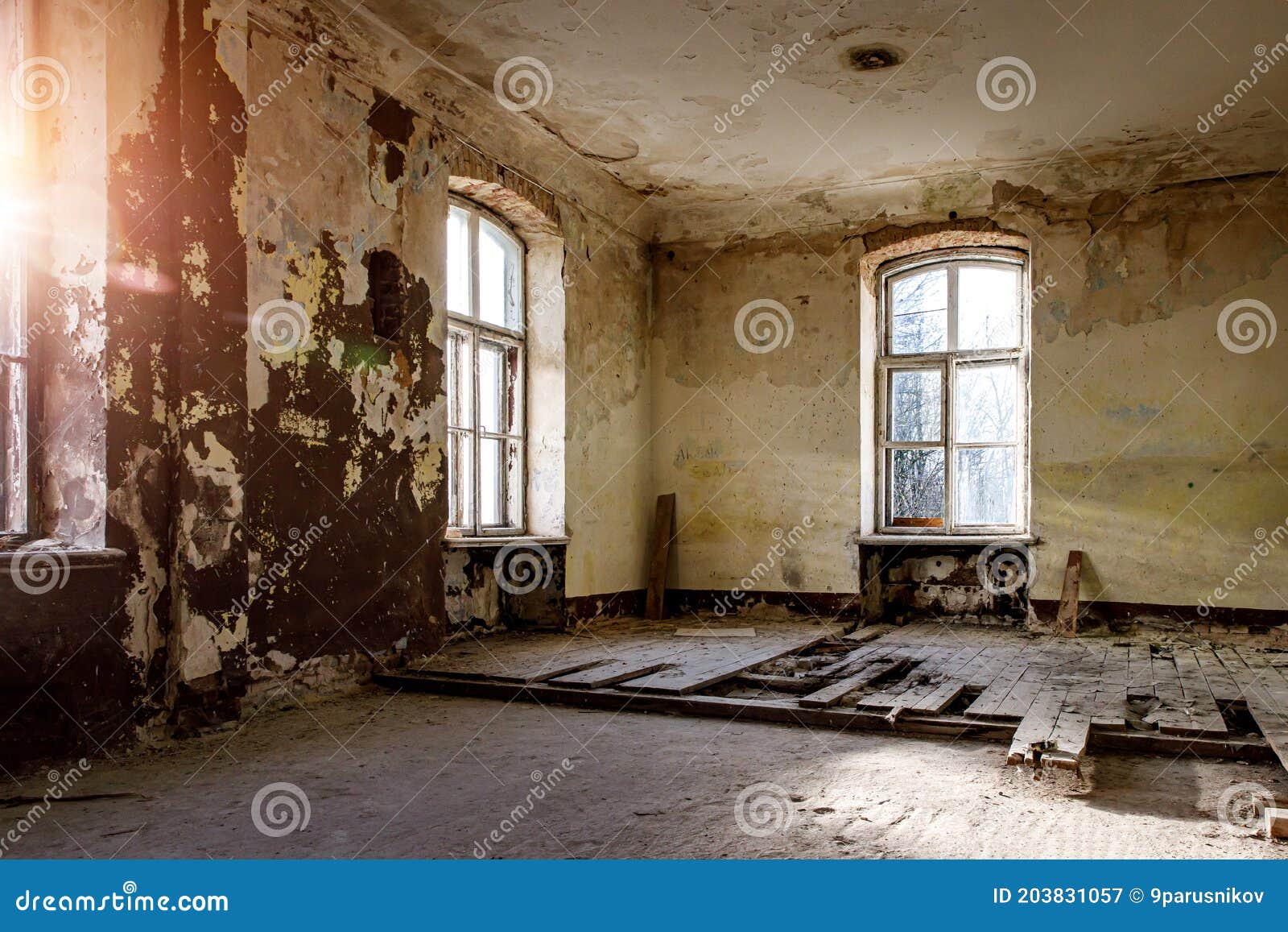 Empty Destroyed Room in an Old Palace Stock Image - Image of glare ...