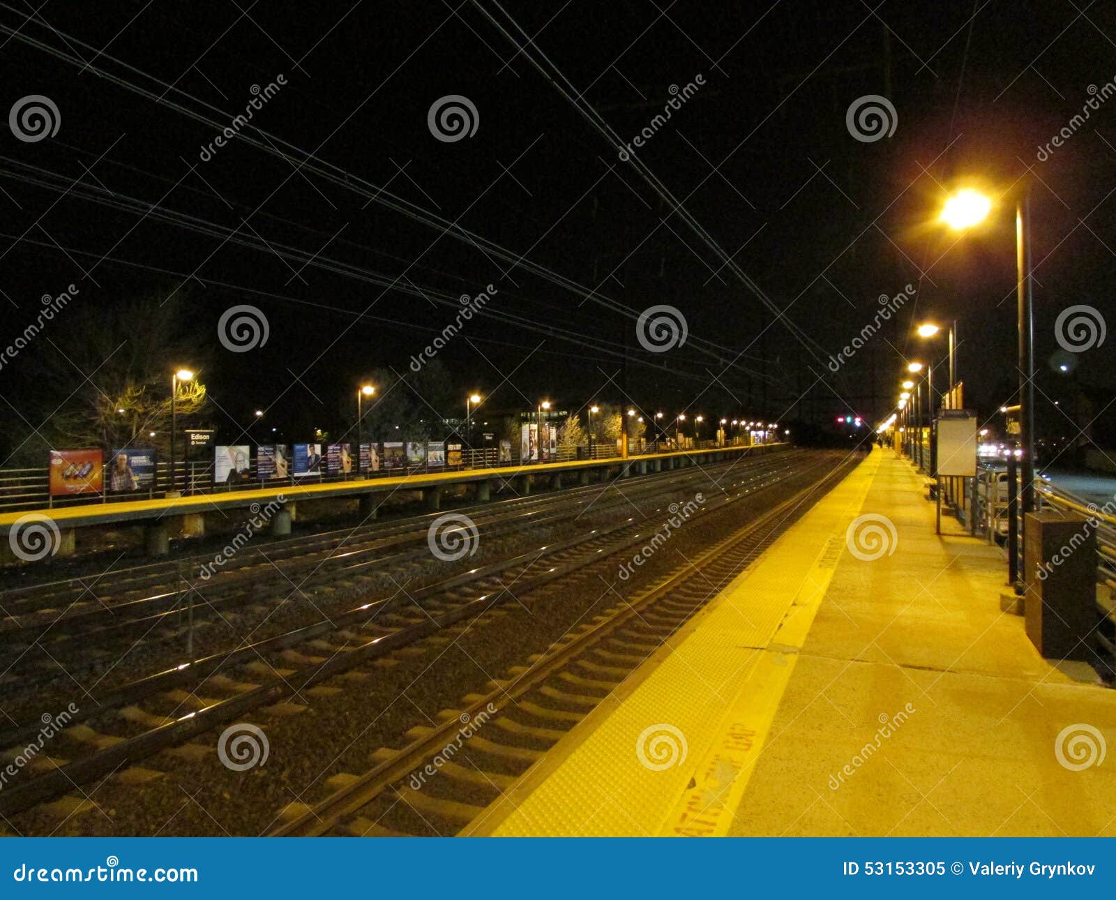 Empty Edison Train Station at Night, NJ USA. Editorial Image - Image of ...