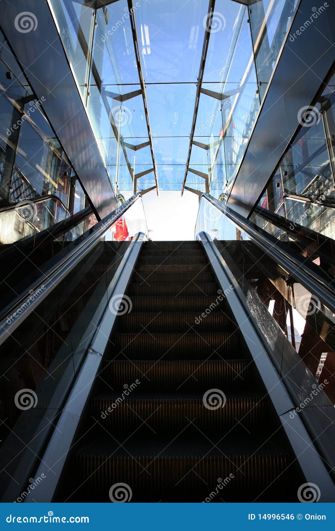 Empty escalator stock photo. Image of chrome, elevation - 14996546
