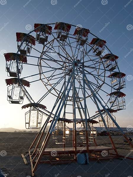 Empty ferris wheel stock image. Image of ferris, steel - 3930167