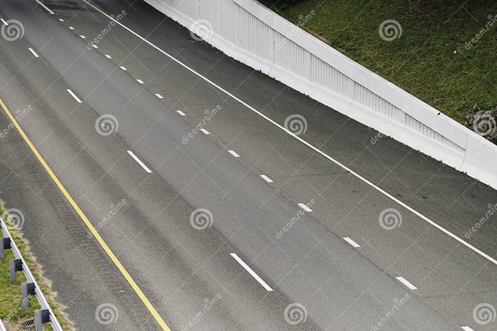 Empty Four-lane Freeway with Dashed Lines Stock Image - Image of ...