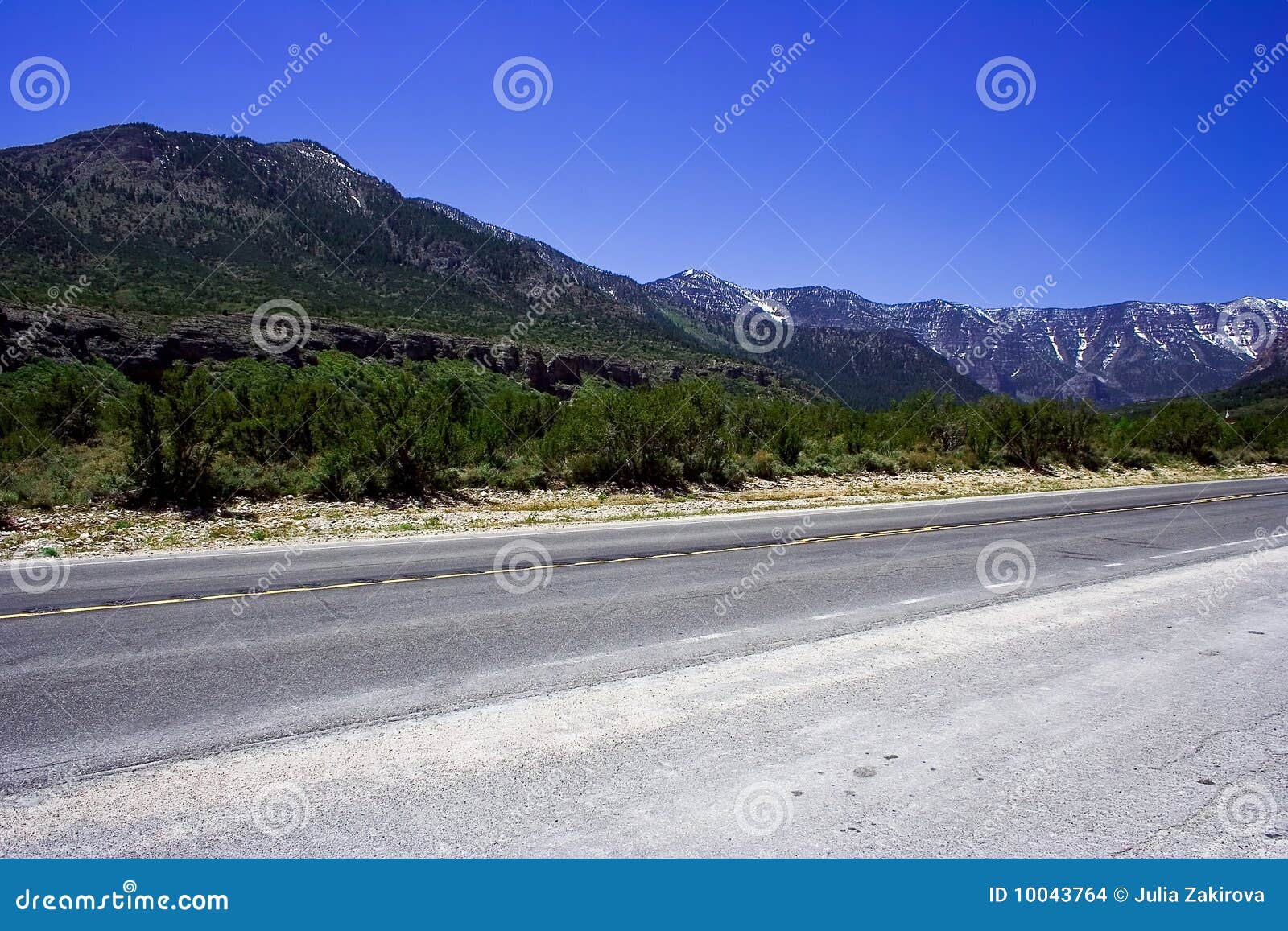 Empty freeway in america stock photo. Image of freeway - 10043764
