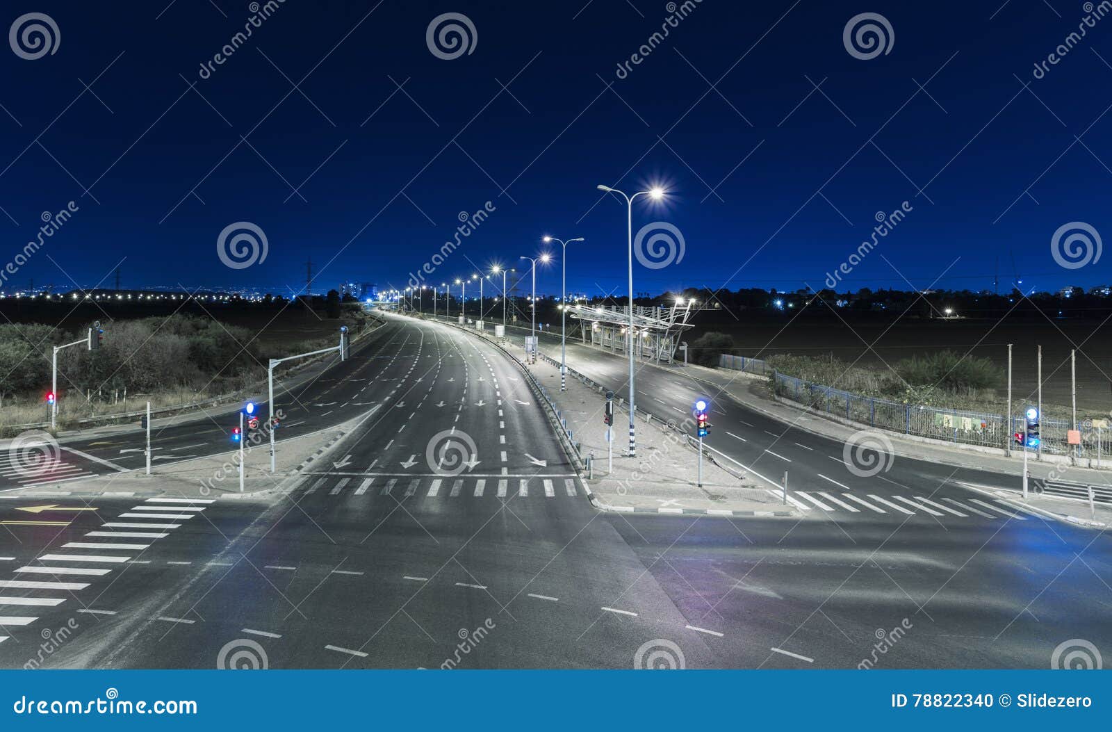 Empty freeway at night stock photo. Image of night, direction - 78822340
