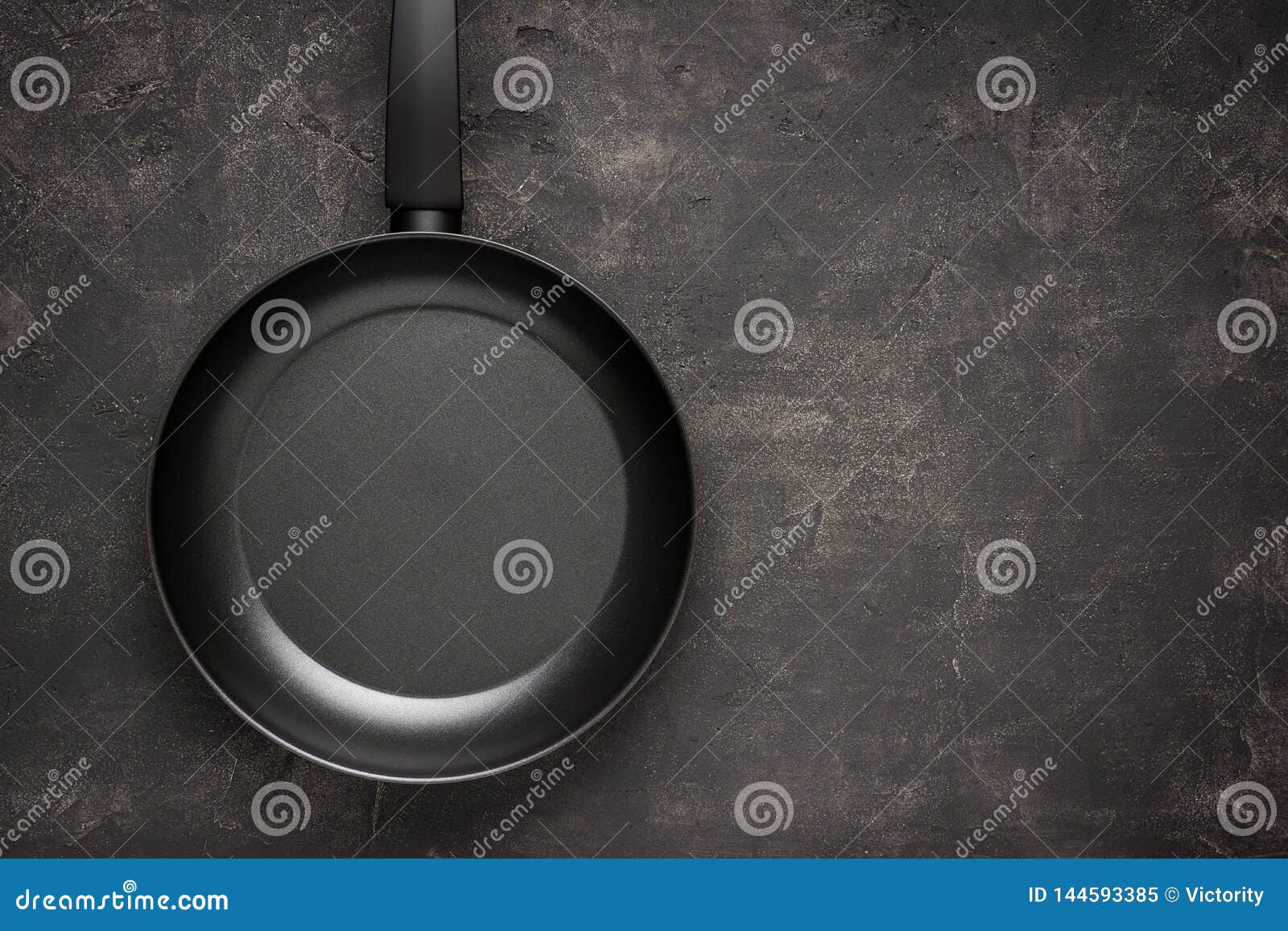 Empty Frying Pan Black on Dark Stone Surface Stock Image - Image of ...