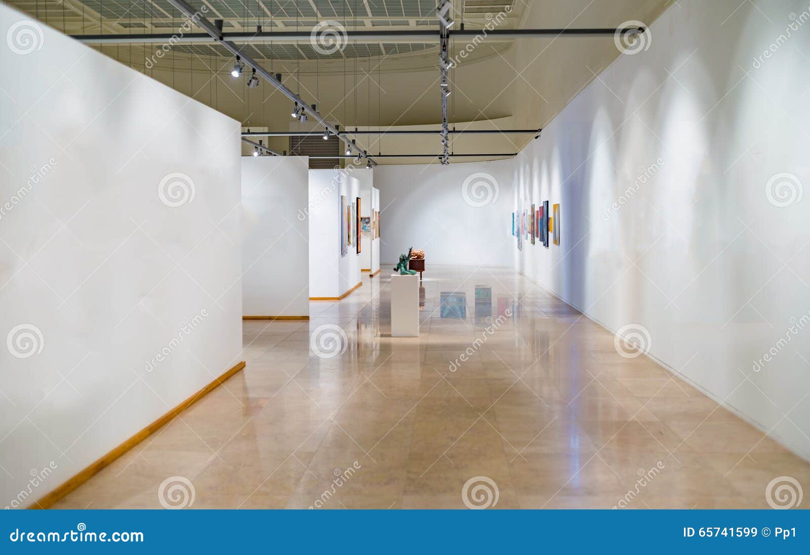 Empty Gallery White Museum Space Walls Editorial Stock Image - Image of ...