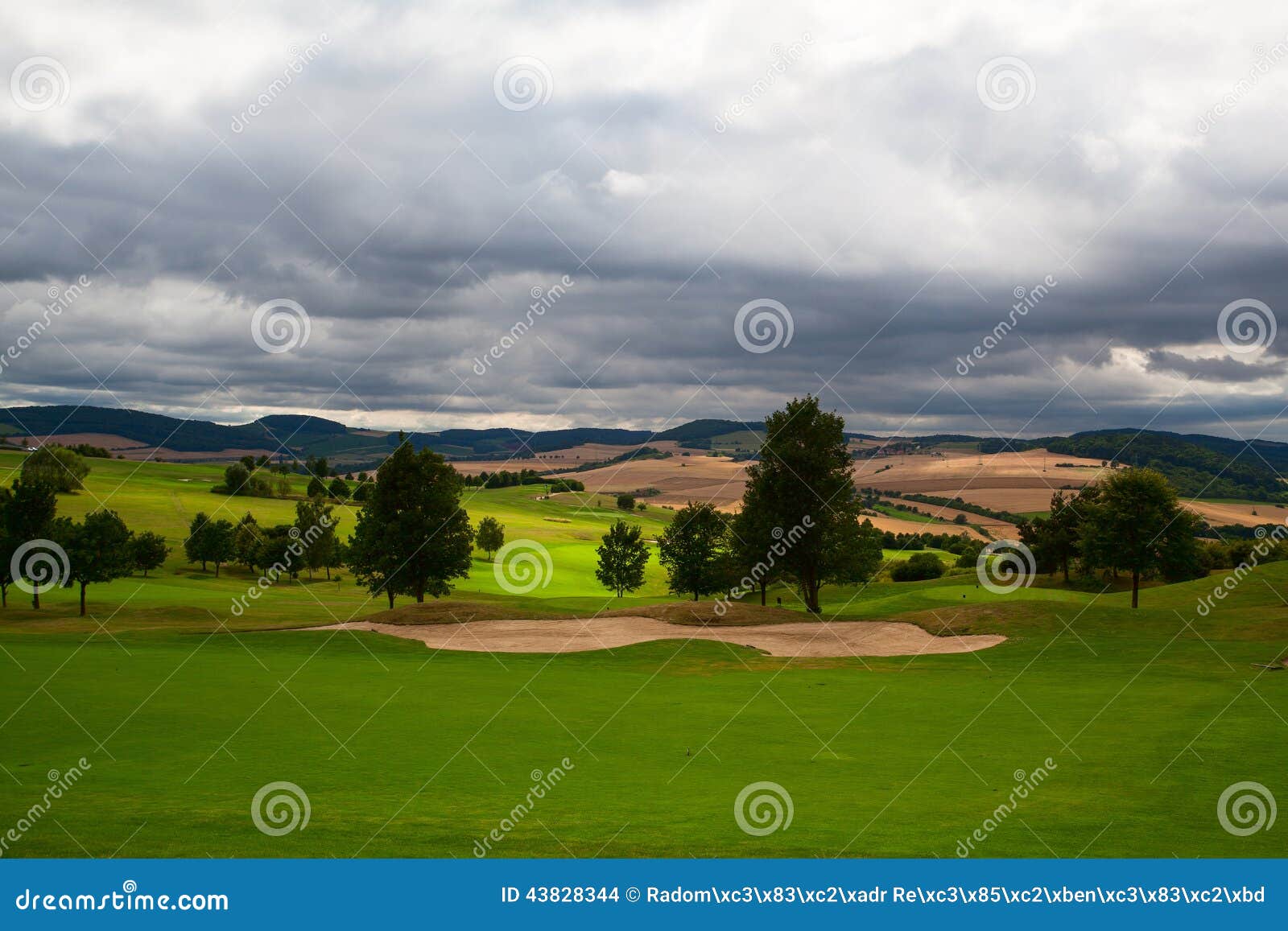 Empty Golf Course after Rain Stock Photo - Image of putt, game: 43828344