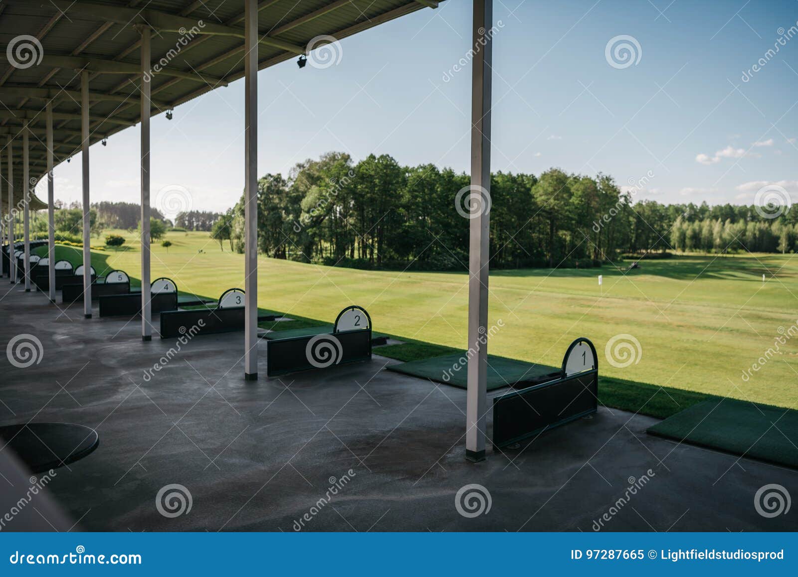 Empty Golf Course in Sunny Day Stock Image - Image of sunlight, meadow ...