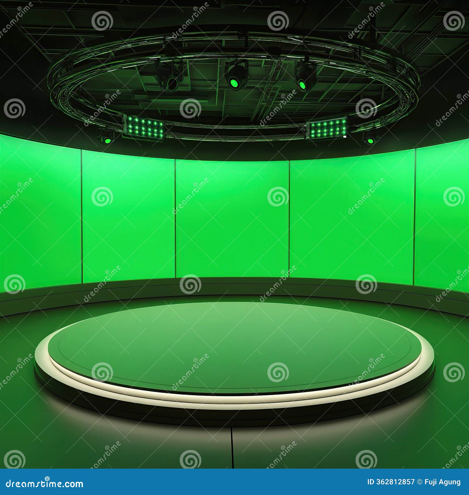 Empty Green Screen Studio Round Stage with Lighting Stock Illustration ...