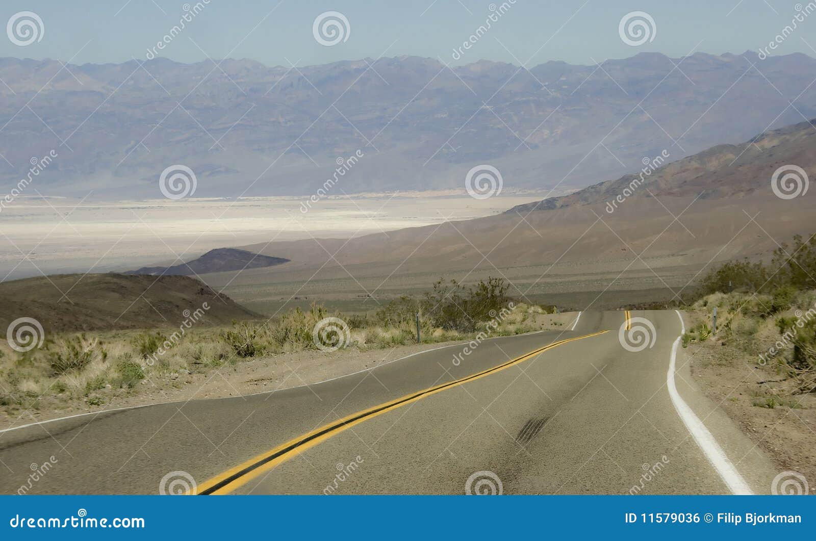 Empty Landscape Royalty-Free Stock Photo | CartoonDealer.com #7537857